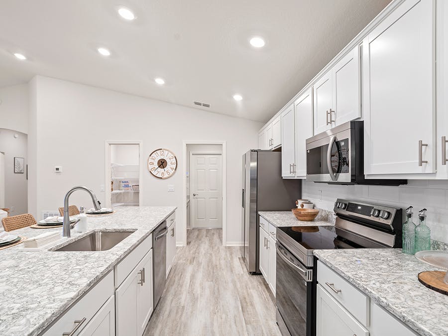 Inspiration Gallery | Parker - Kitchen | Highland Homes